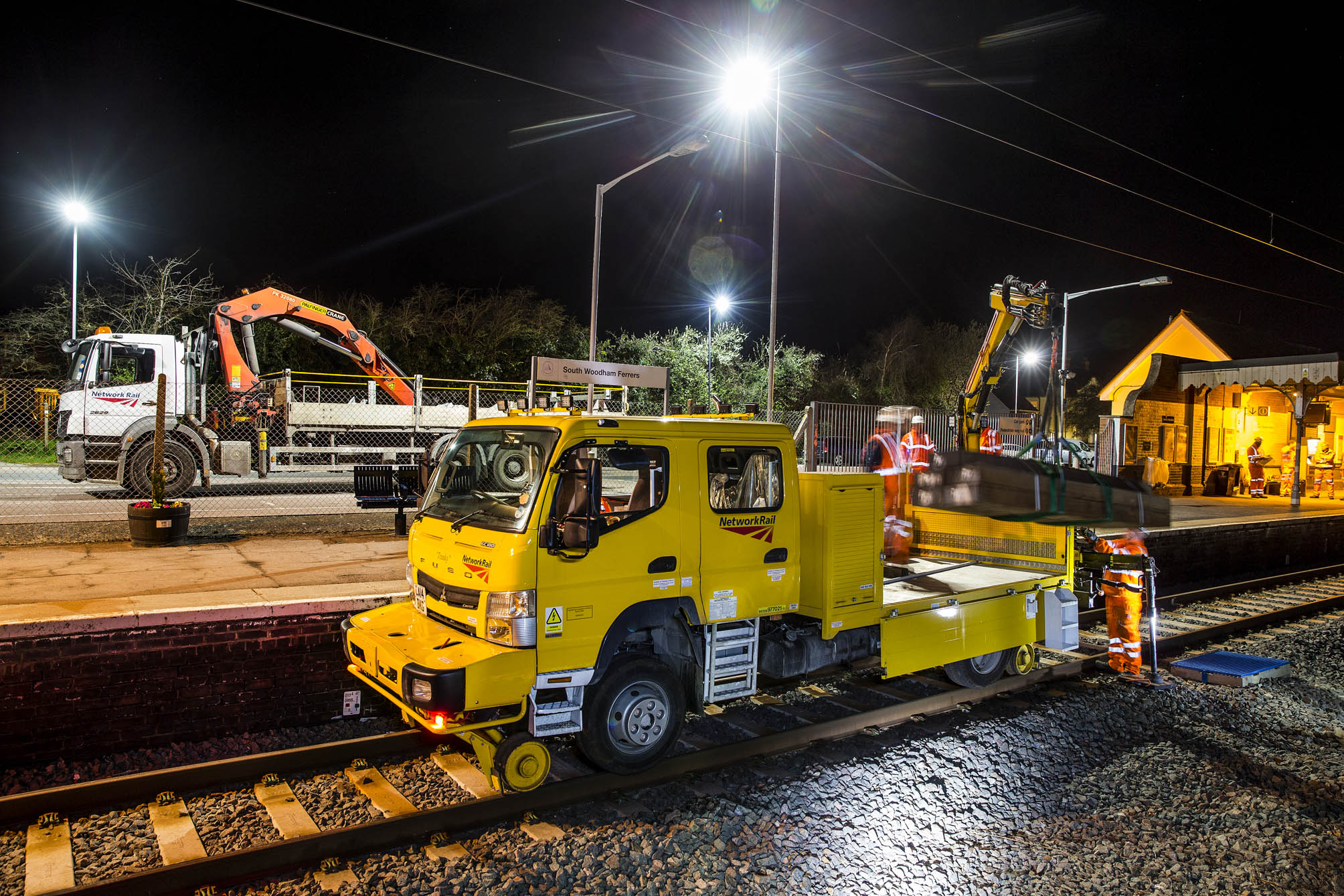 Versatile 4x4 FUSO Canter is ‘the rail thing’